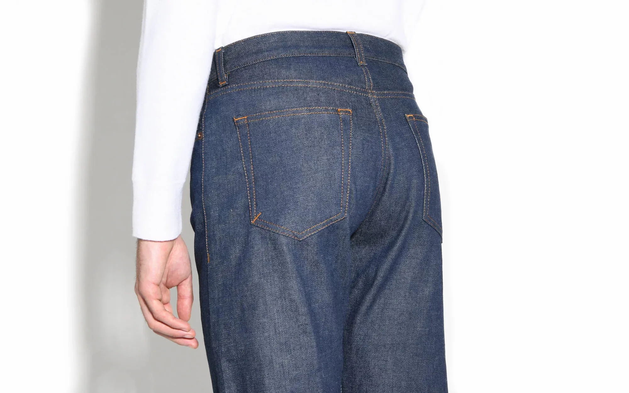 [HUSBANDS PARIS] STRAIGHT HIGH-WAISTED JEANS IN SELVEDGE DENIM - RAW ...